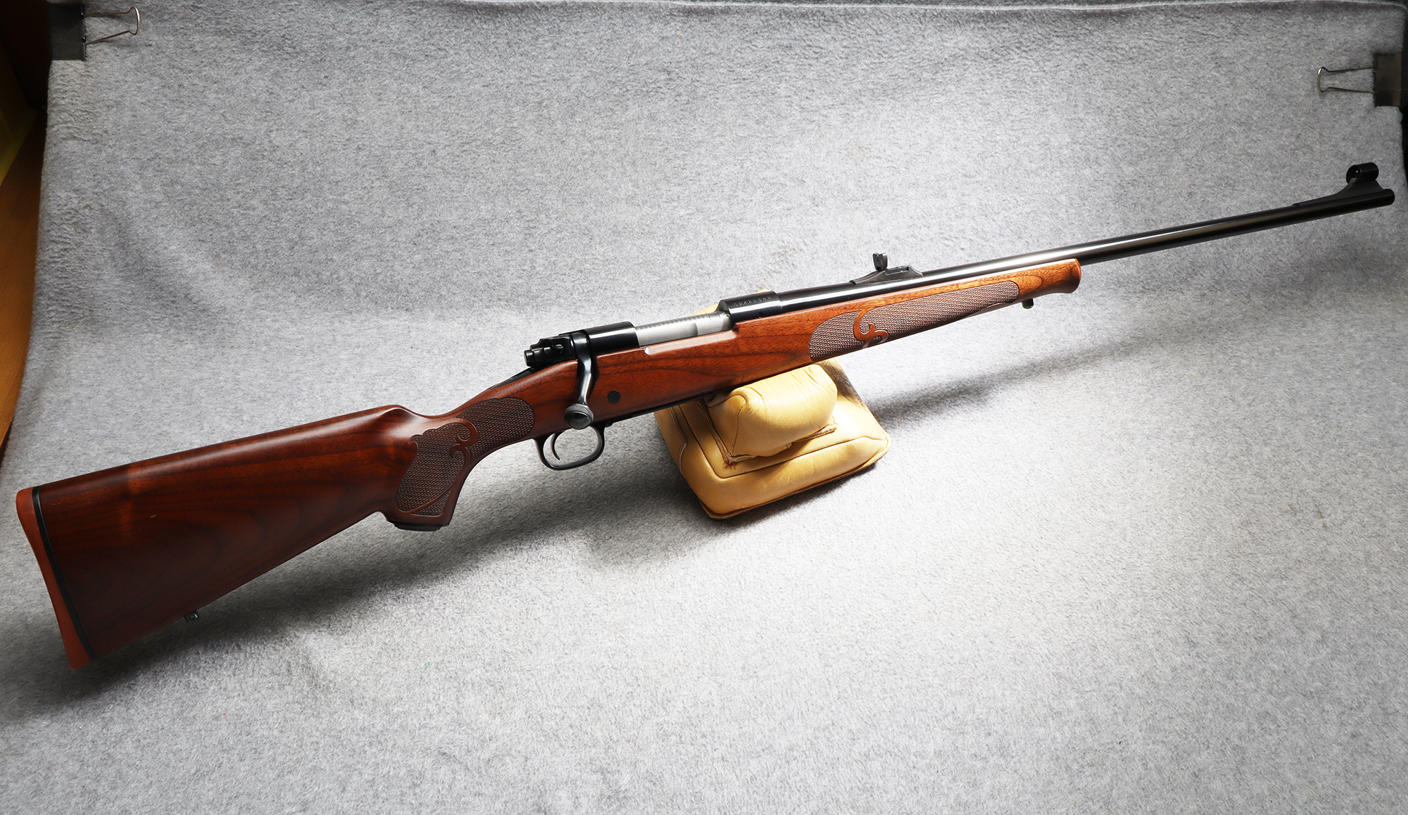 Winchester ~ 70 ~ .300 Winchester Short Magnum | Bass Pro Shops